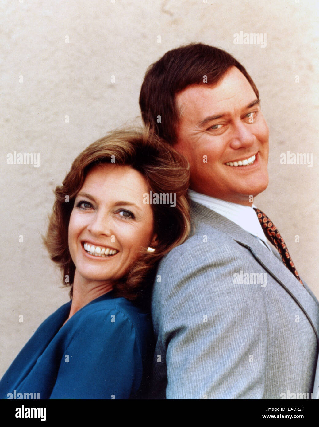 Linda gray larry hagman hi-res stock photography and images - Alamy