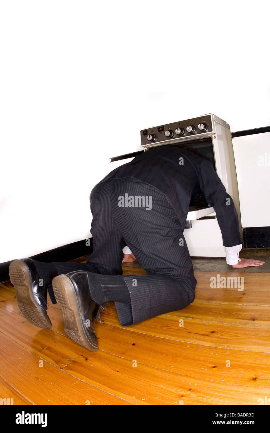 Head in gas oven Stock Photo - Alamy