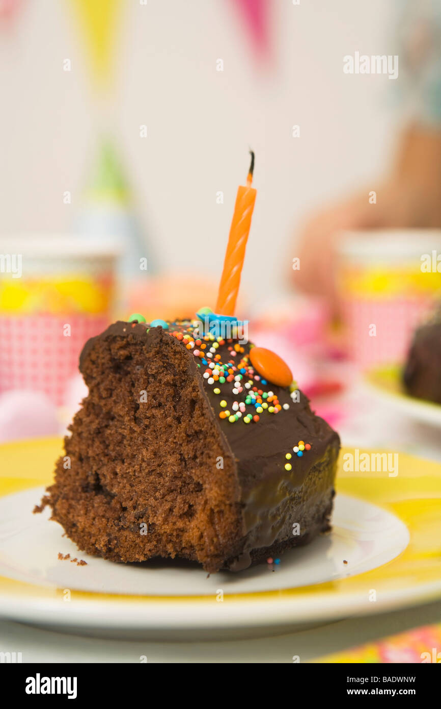 Slice of birthday cake hi-res stock photography and images - Alamy
