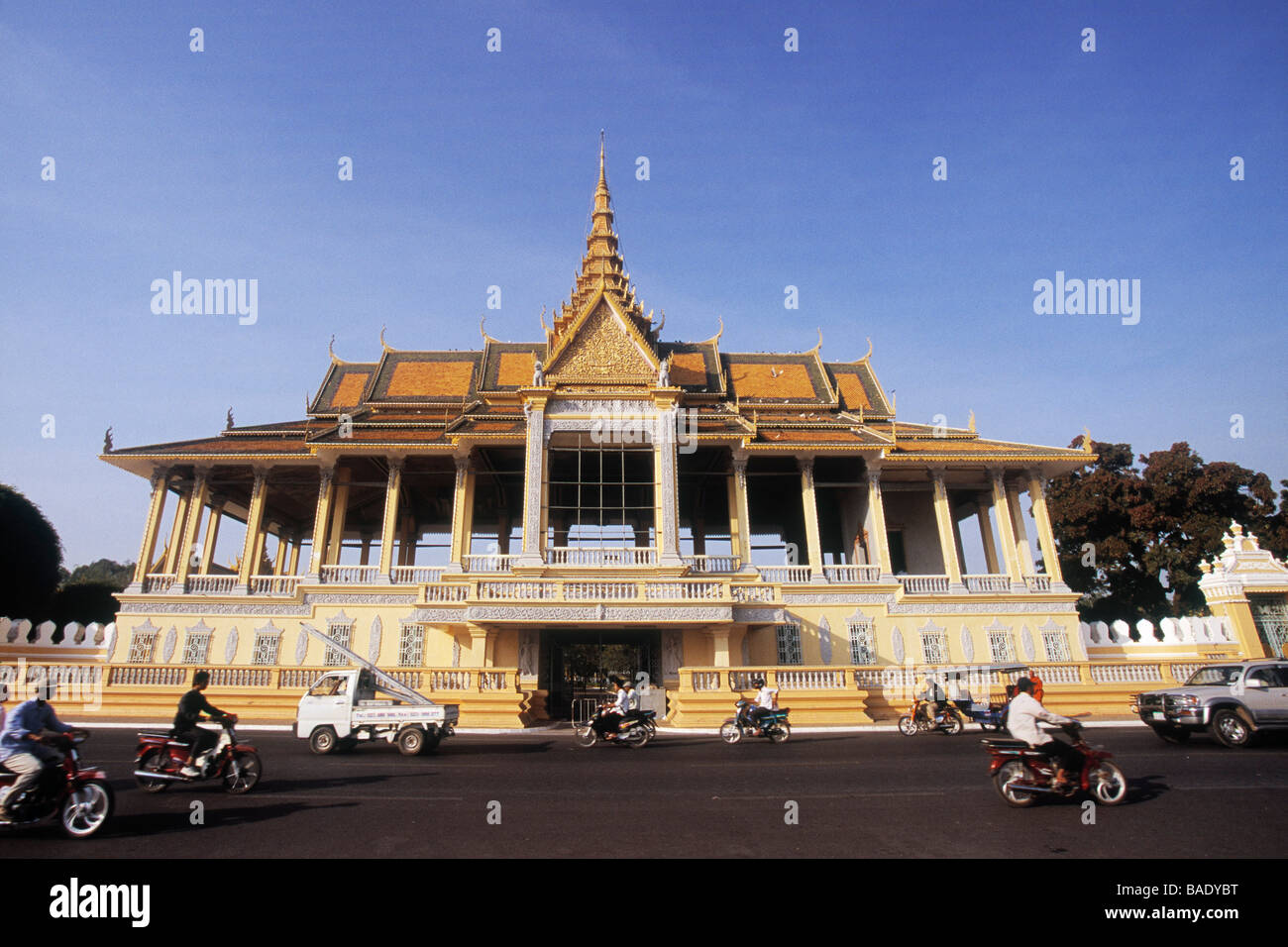 Phnom Penh Royal Palace, Phnom Penh, Cambodia Stock Photo - Alamy