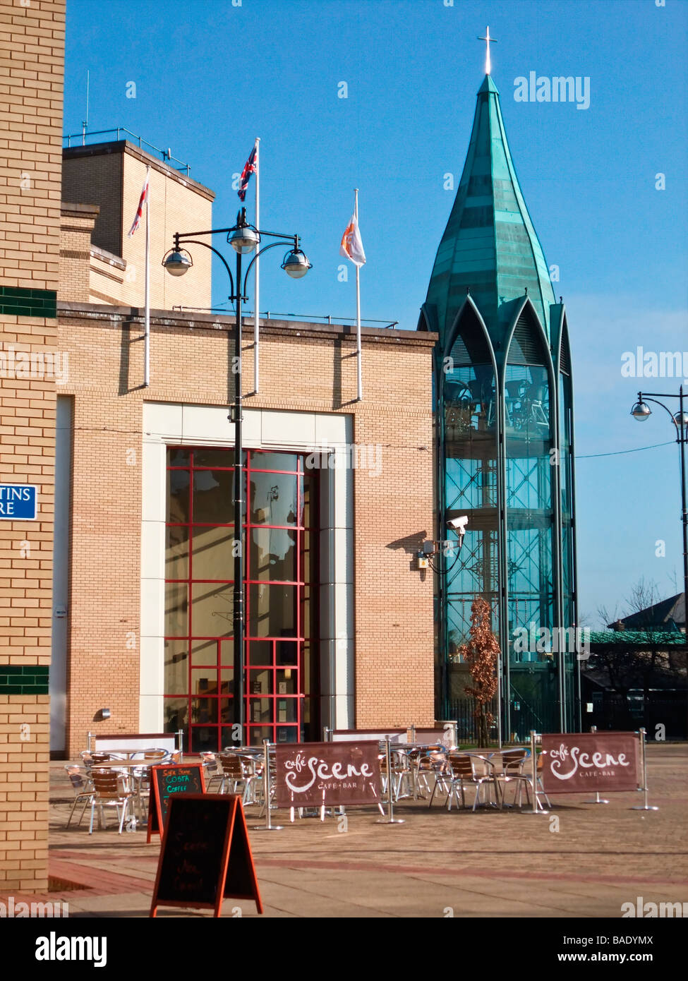St martin's square basildon hi-res stock photography and images - Alamy