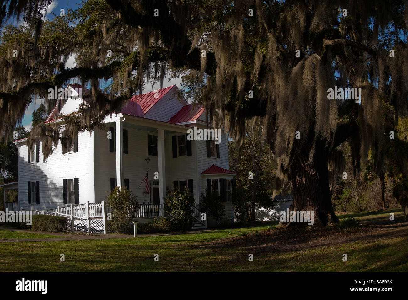 Tourist attraction and Southern USA Plantation Mansion and Homes in ...