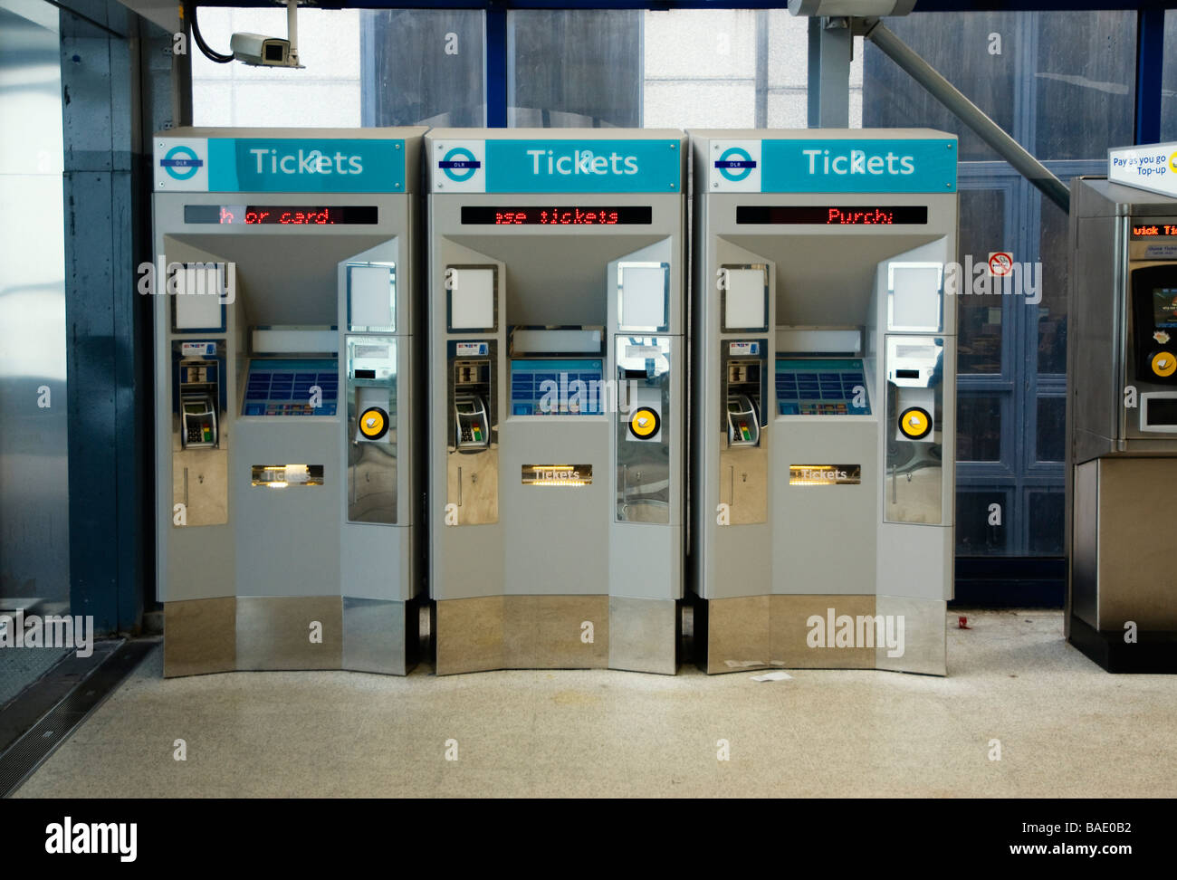 Ticket_machines hi-res stock photography and images - Alamy