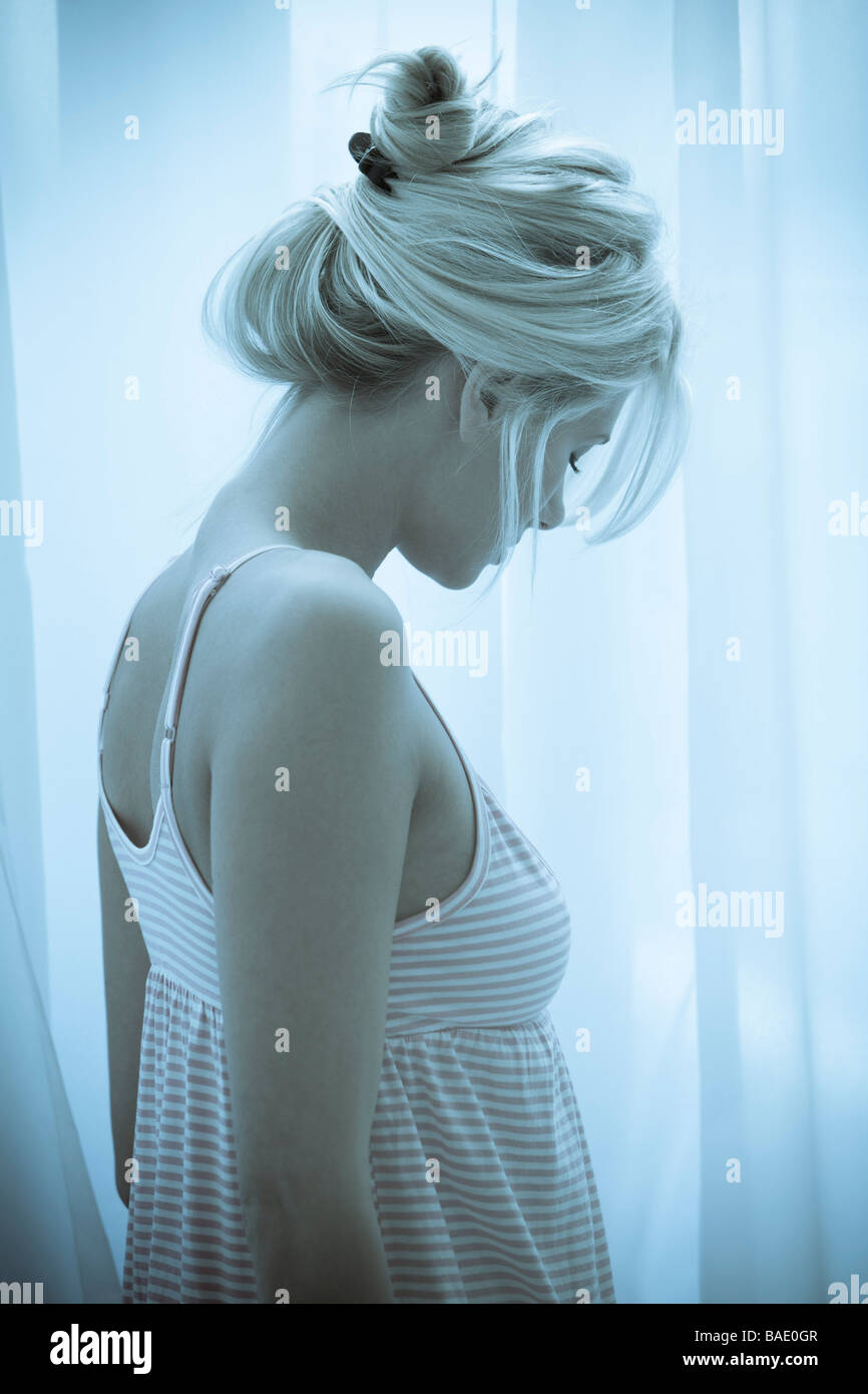 Sideview contemplate look hi-res stock photography and images - Alamy