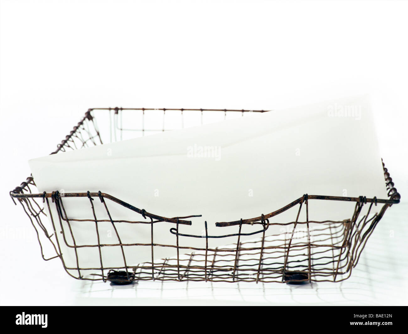 Outbox wire hi-res stock photography and images - Alamy