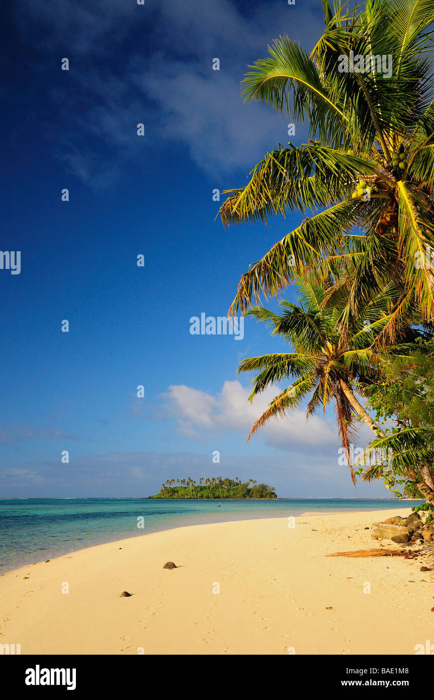 Beach and Lagoon, Muri Beach, Rarotonga, Cook Islands Stock Photo - Alamy