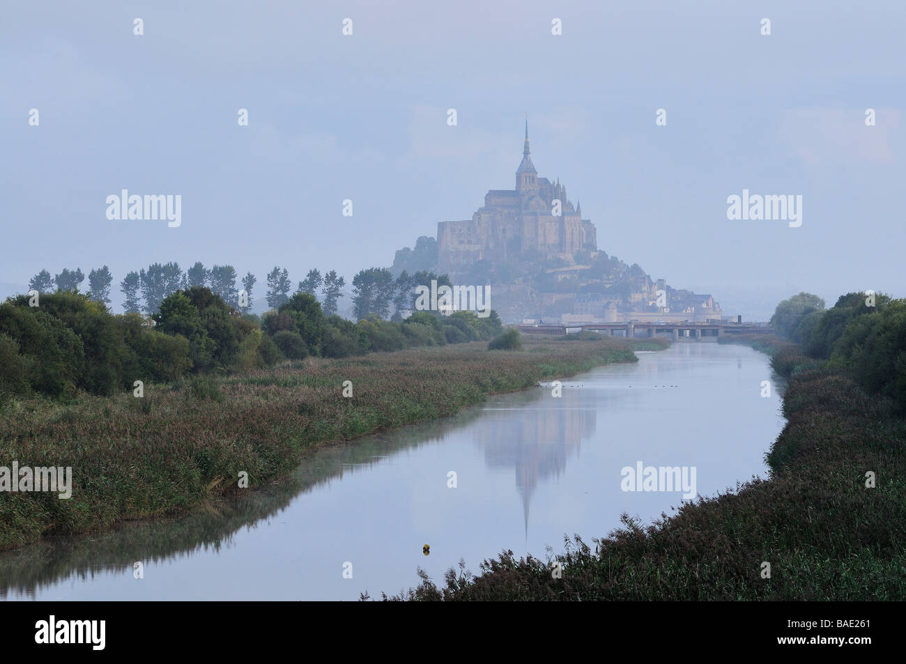 River Couesnon and Mont Saint-Michel, Normandy, France Stock Photo - Alamy