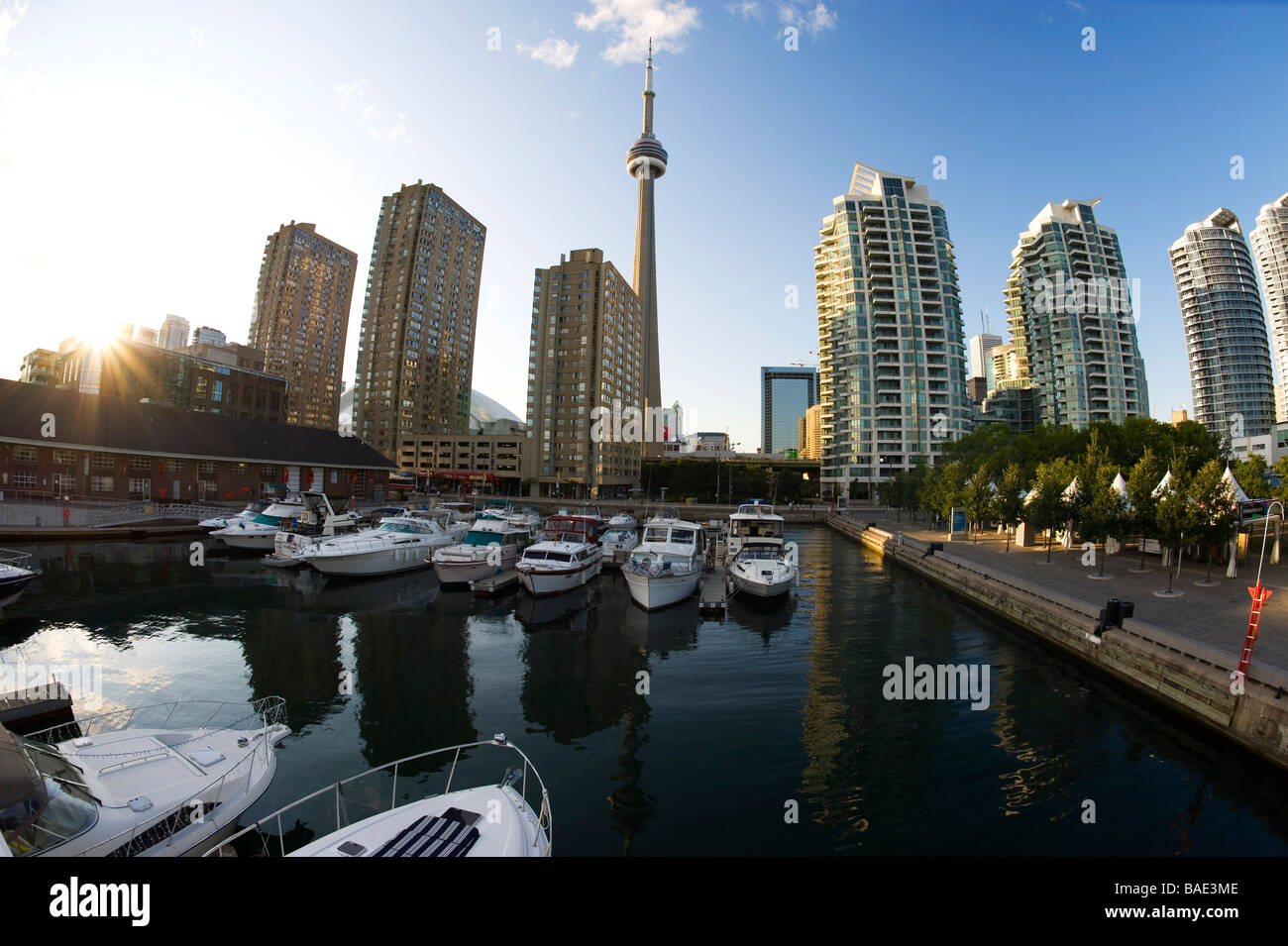 Harbourfront area hi-res stock photography and images - Alamy