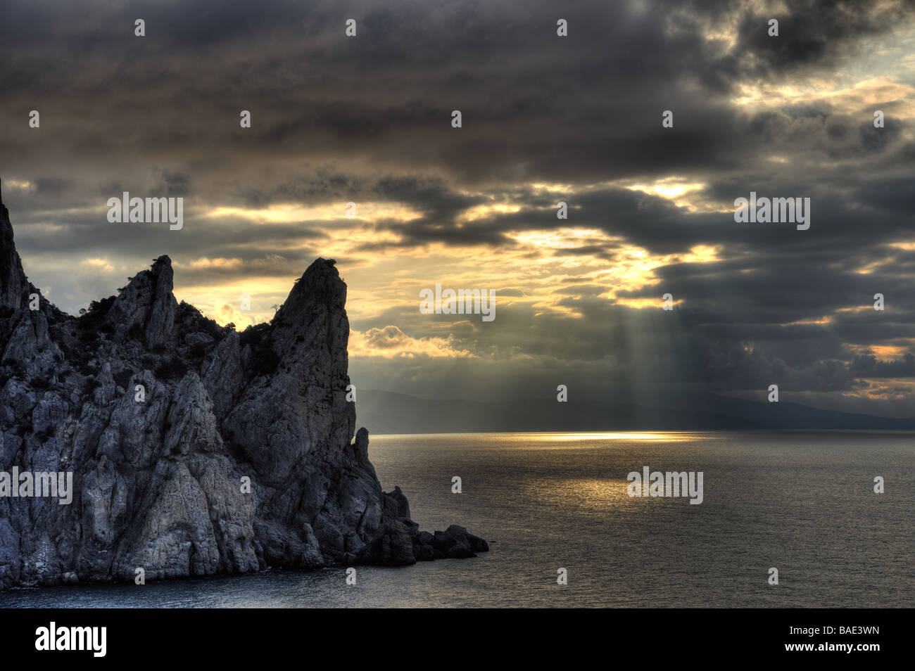 The night sea. The sea photographed at a dawn with long endurance ...