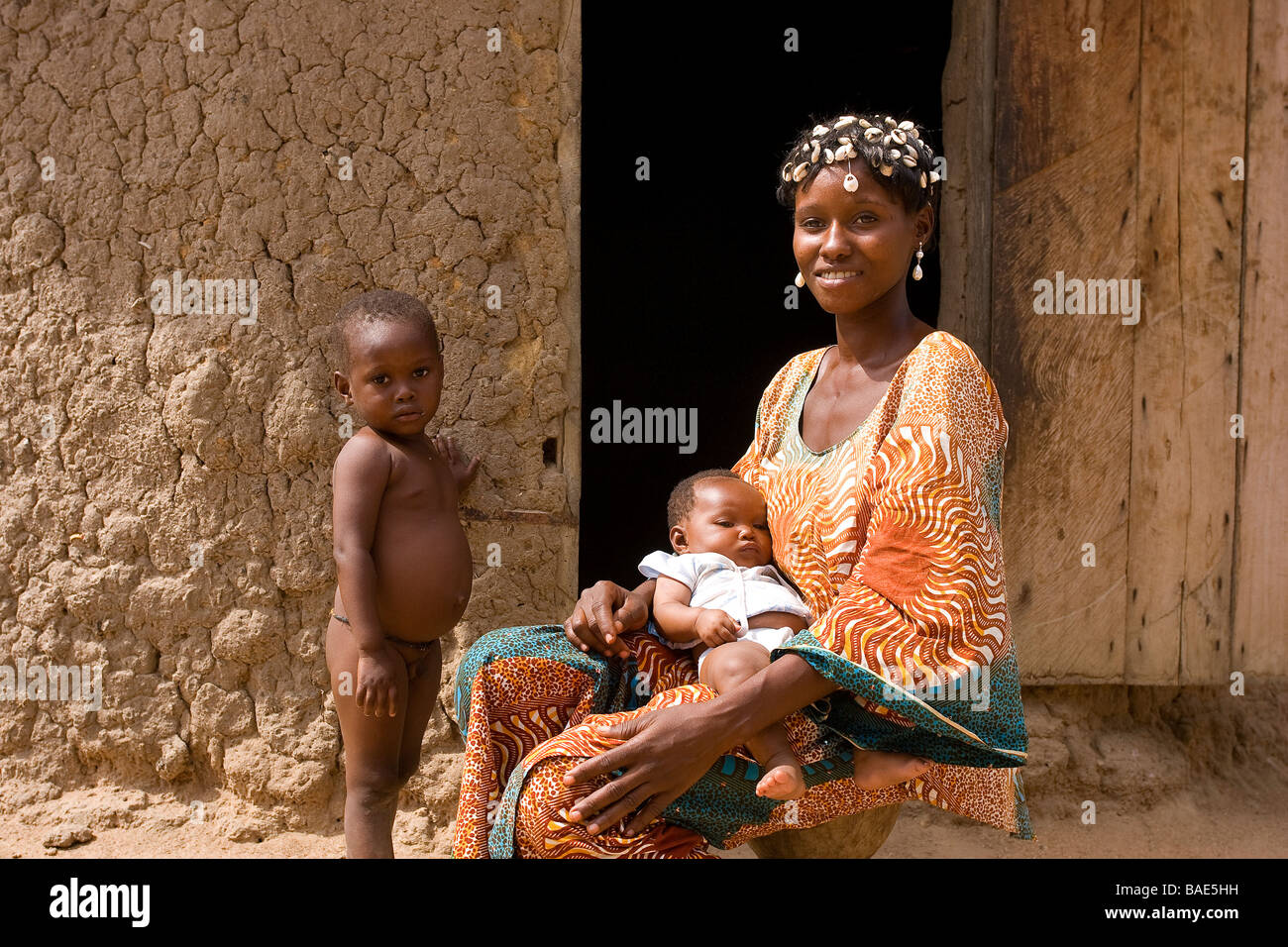 Mali, Mandinka Country (South West of Bamako to Guinea), woman with ...