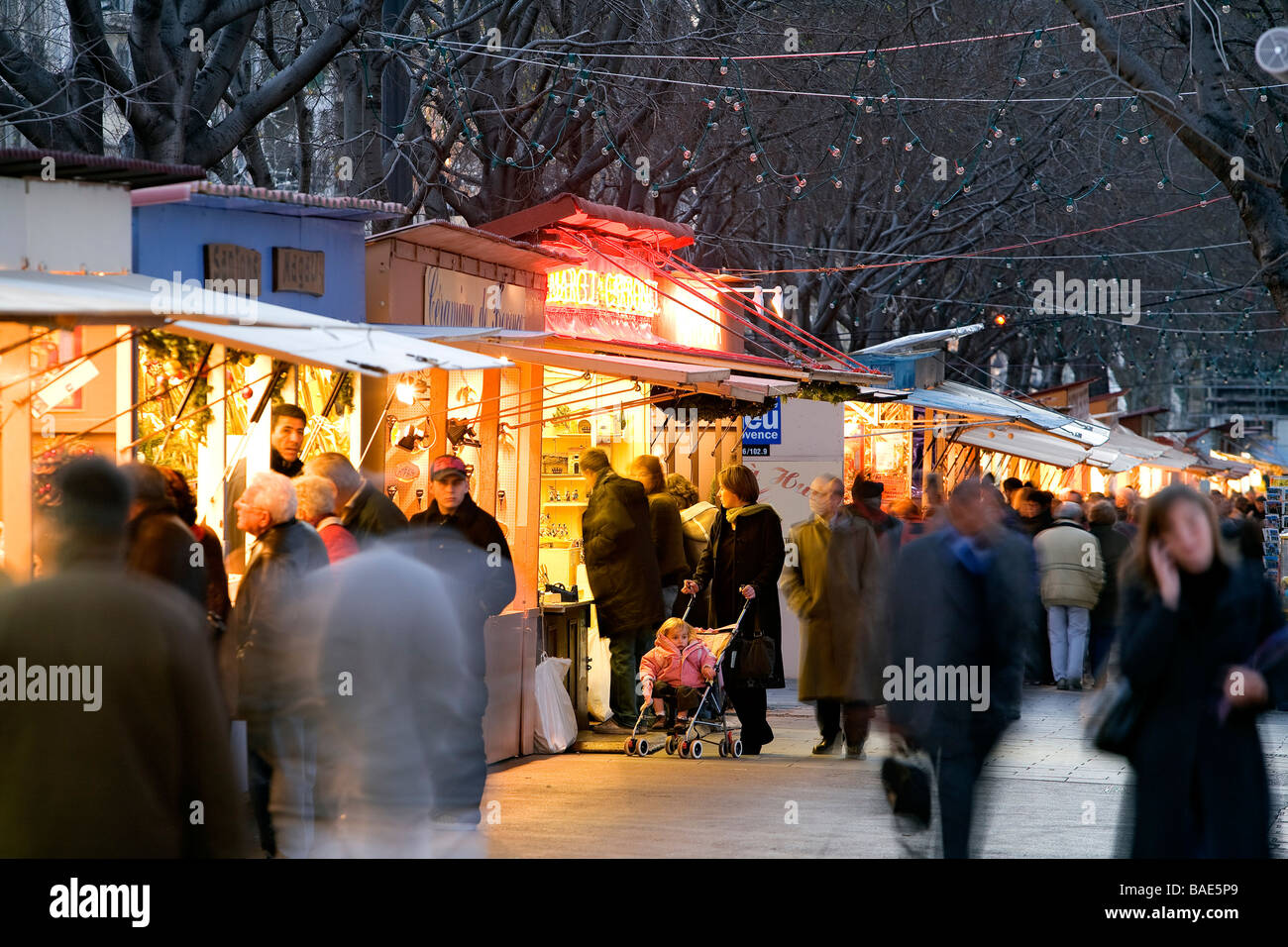Santon fair hi-res stock photography and images - Alamy