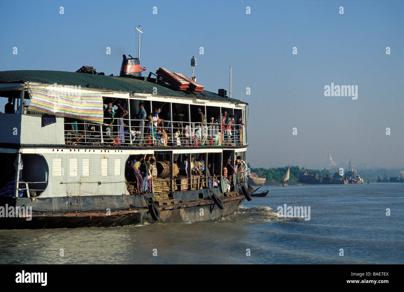 Myanmar (Burma), Rangoon Division, arrival in Rangoon City, Twante ...