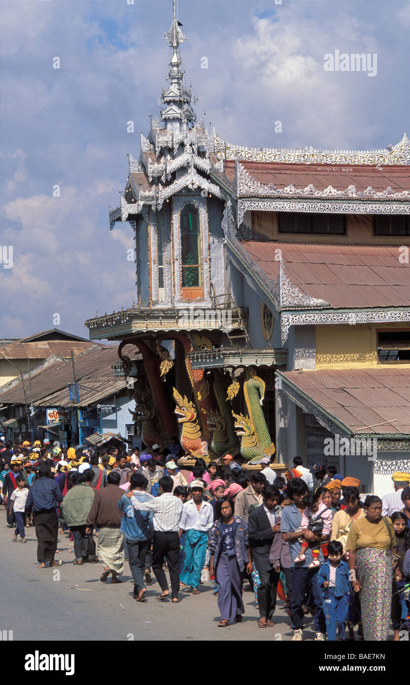 Myanmar (Burma), Shan State, Taunggyi, crowd in the street Stock Photo ...