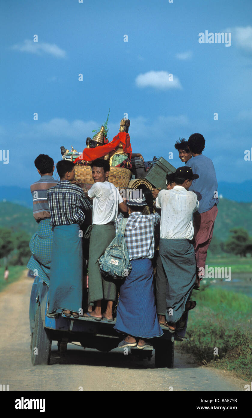 Nat pwe myanmar hi-res stock photography and images - Alamy