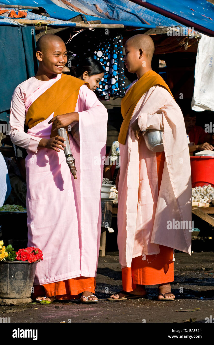 Myanmar (Burma), Yangon Division, Yangon, Kyeegmyintaing district, Htee ...