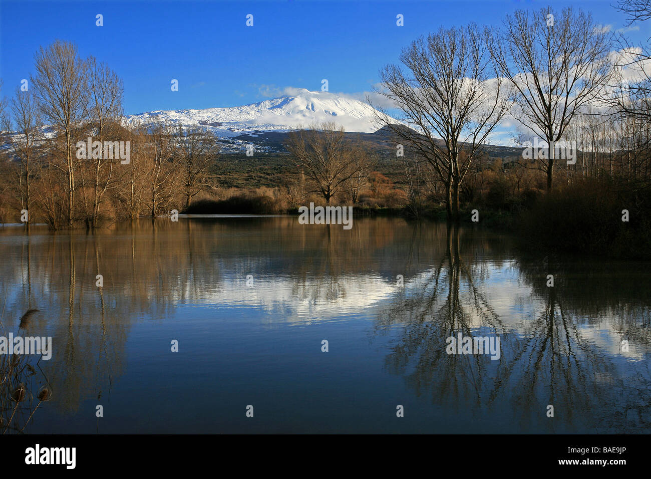Gurrida Lake, Catania, Sicily, Italy Stock Photo - Alamy