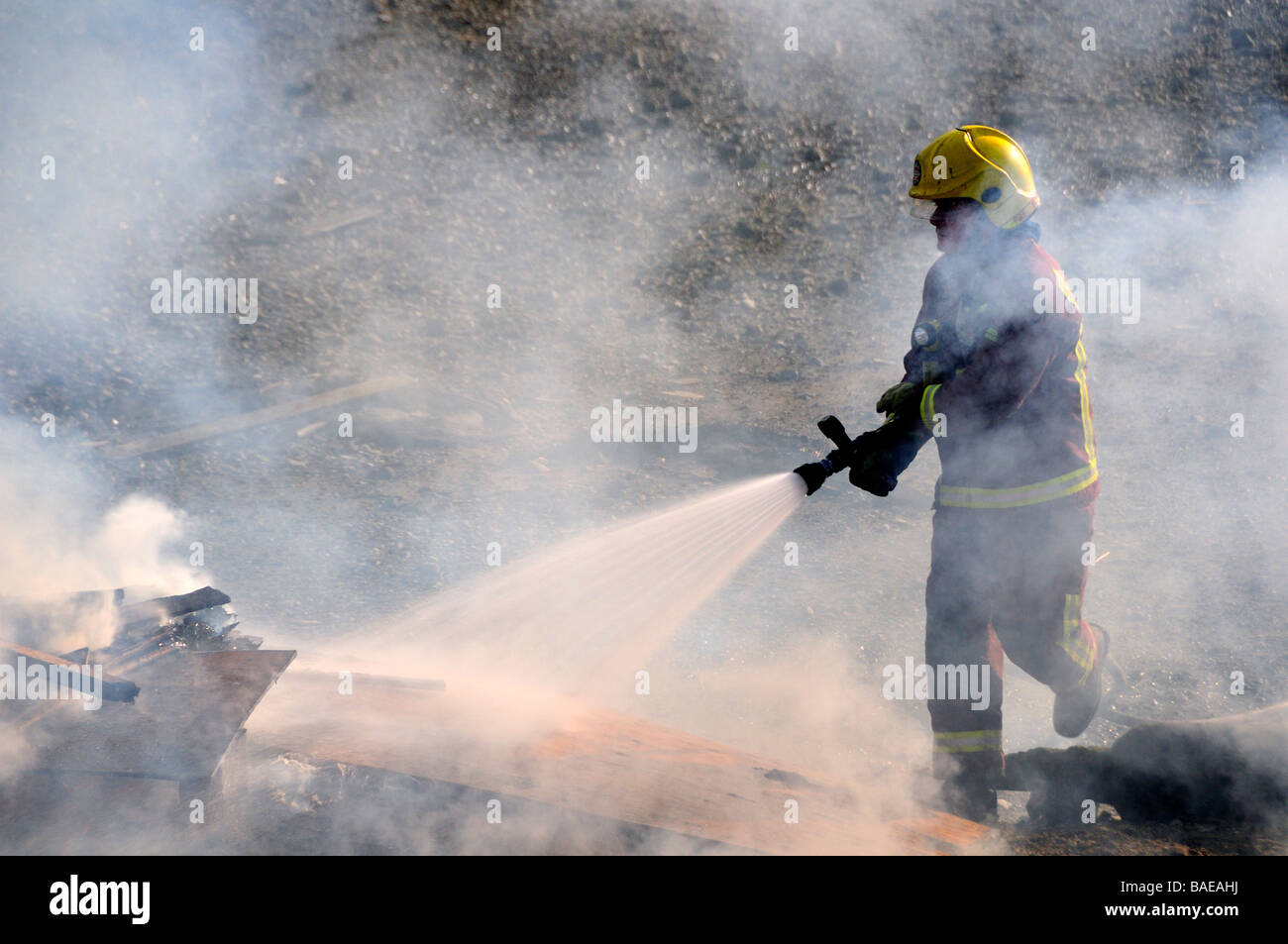 Fire engine uk siren hi-res stock photography and images - Alamy