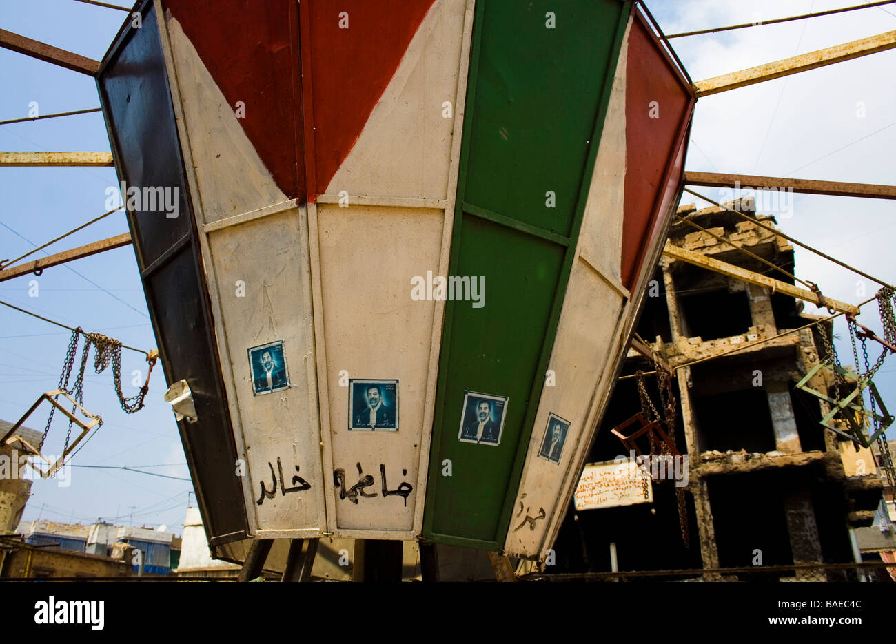 Saddam hussein propaganda hi-res stock photography and images - Alamy
