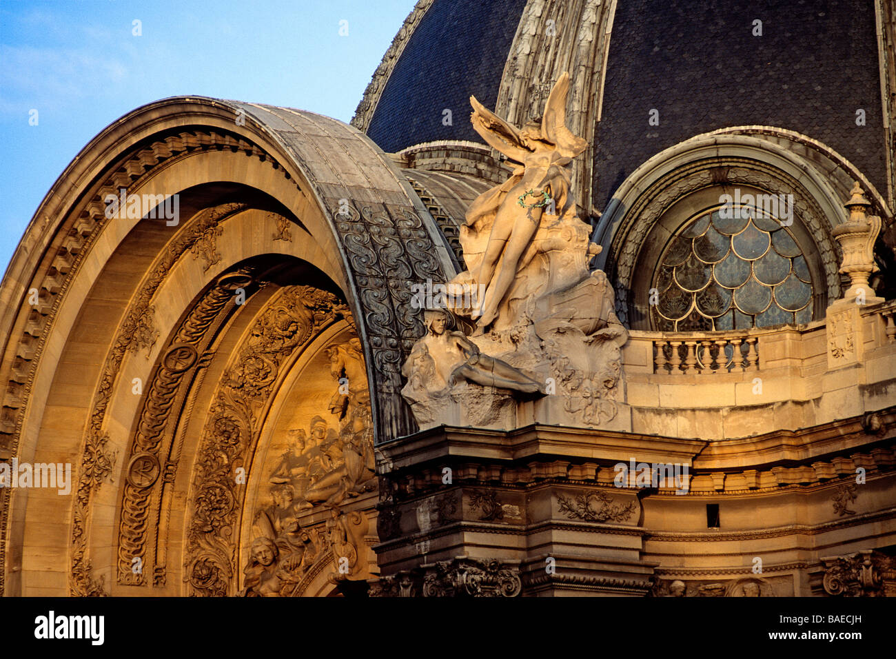 France, Paris, architectural detail of the Petit Palais pediment Stock ...