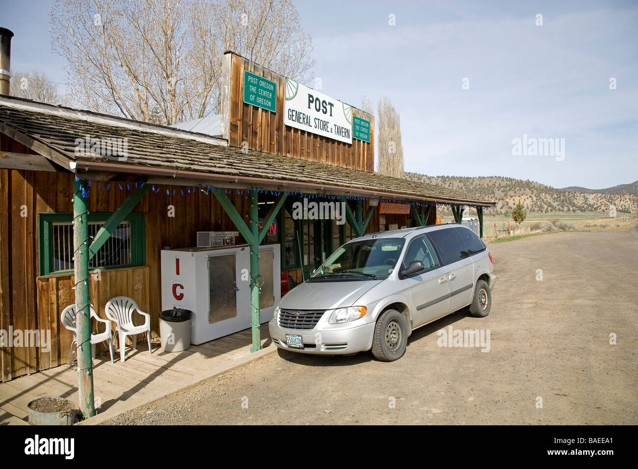 Rural post delivery van hi-res stock photography and images - Alamy