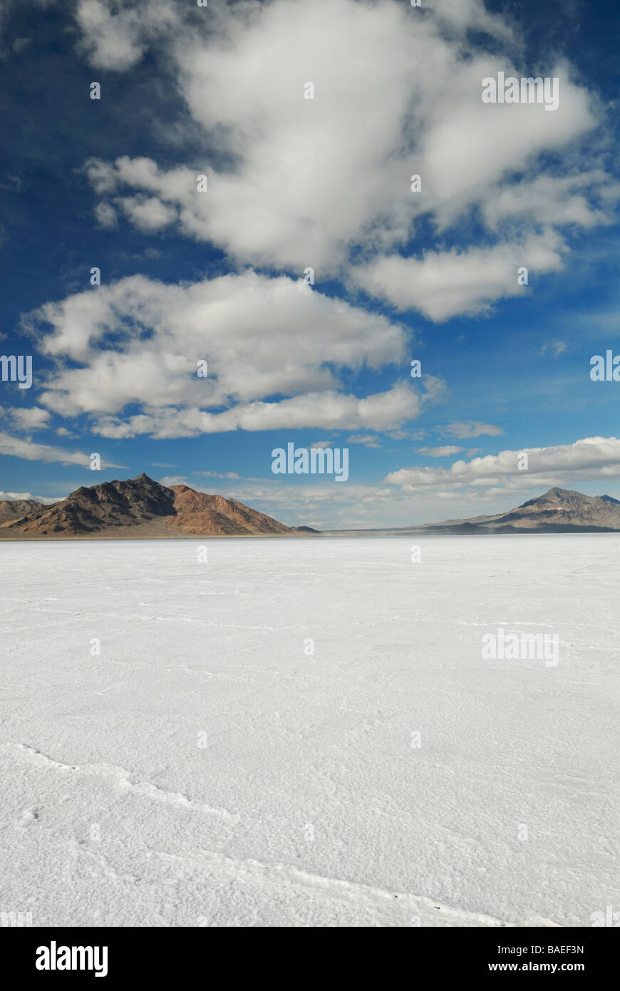 Bonneville Salt Flats in Utah, USA Stock Photo - Alamy