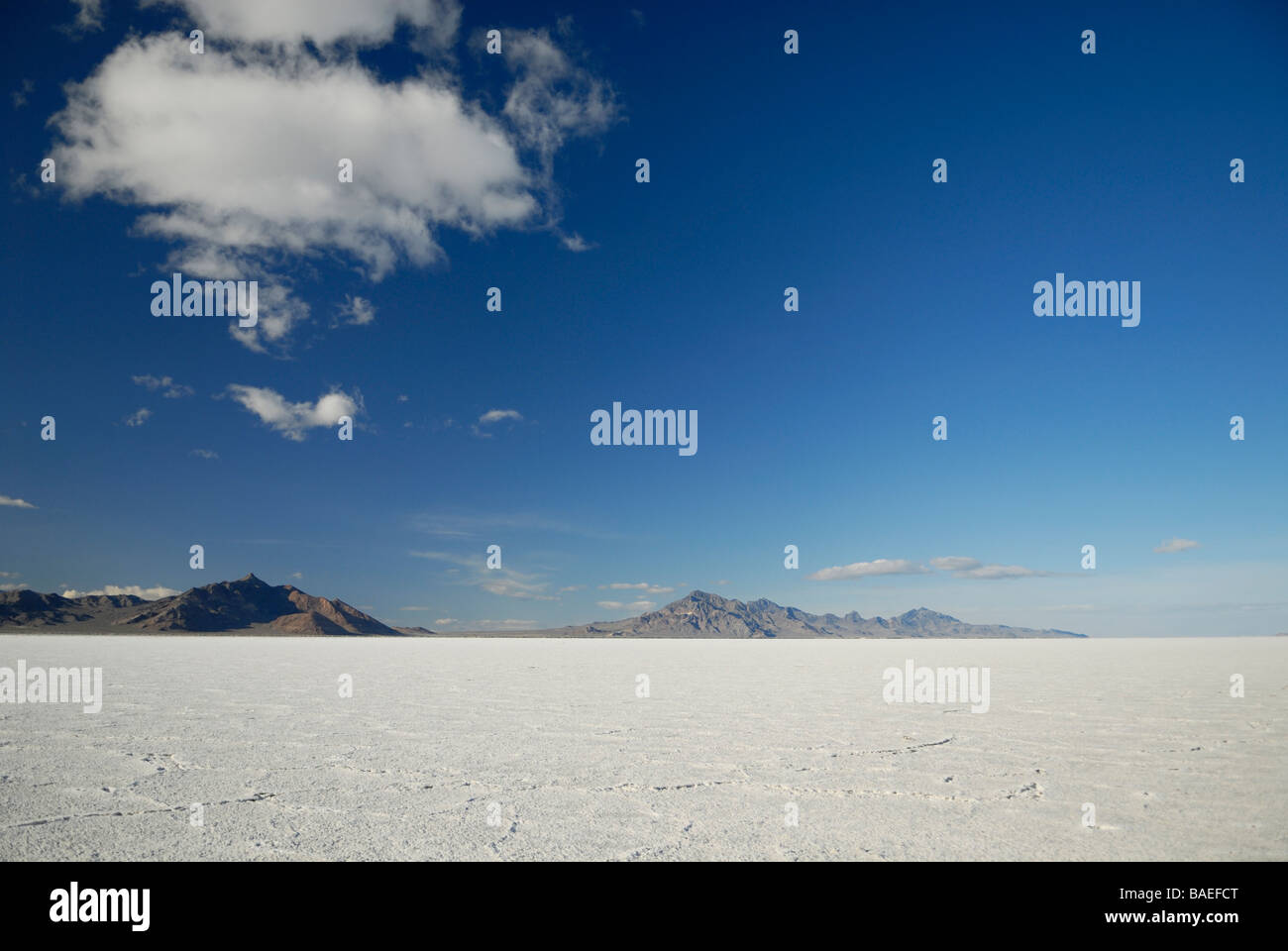 Bonneville Salt Flats in Utah, USA Stock Photo - Alamy