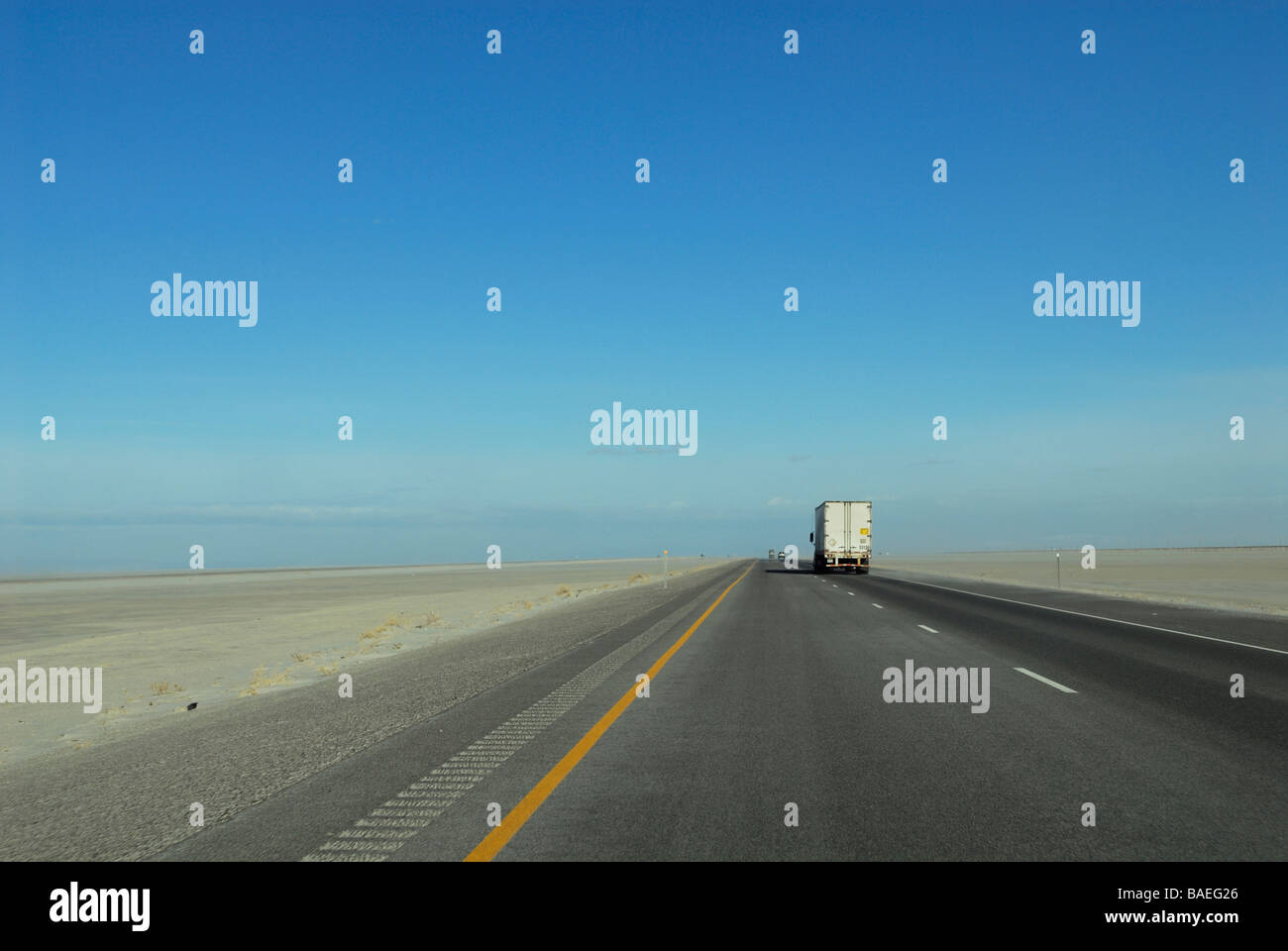 Interstate highway across northern Utah desert Stock Photo - Alamy