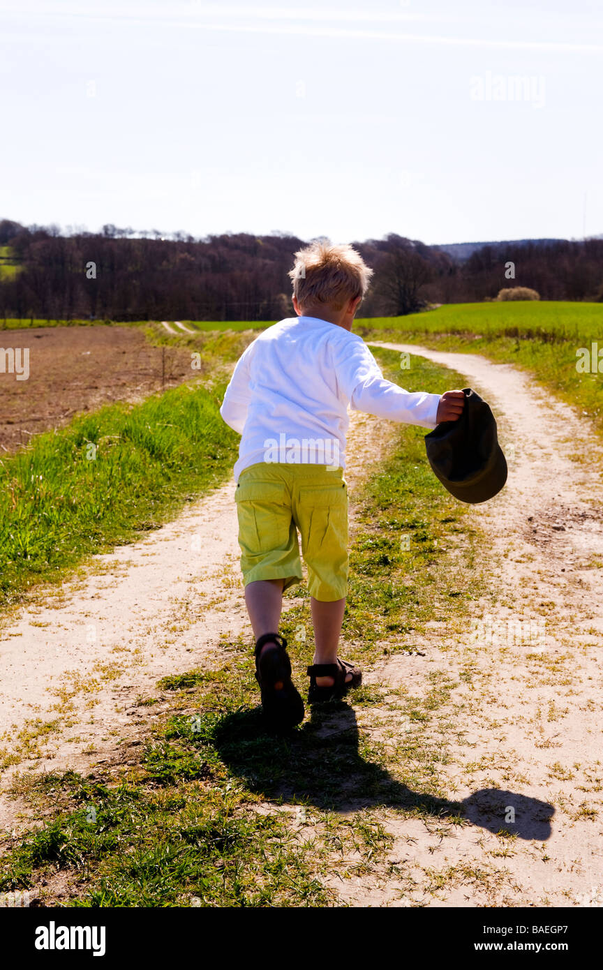 Runaway home hi-res stock photography and images - Alamy