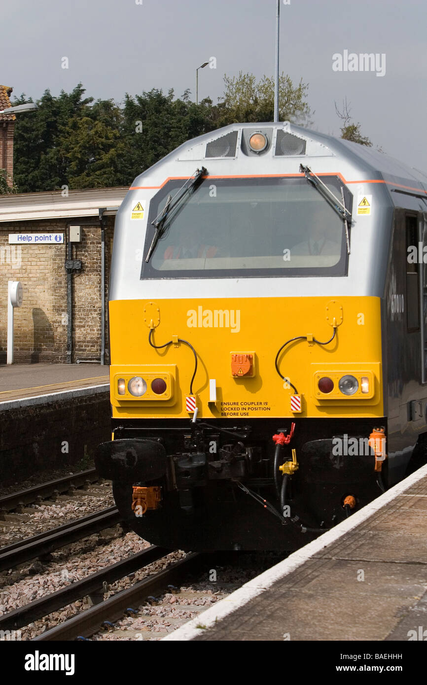 Chertsey station hi-res stock photography and images - Alamy