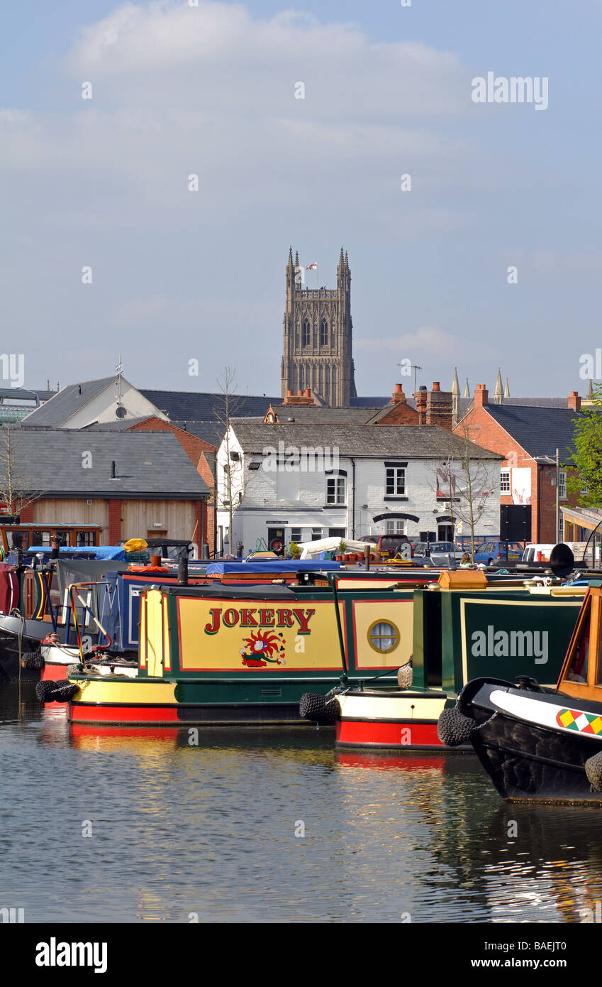 Diglis canal basin and cathedral, Worcester, Worcestershire, England ...