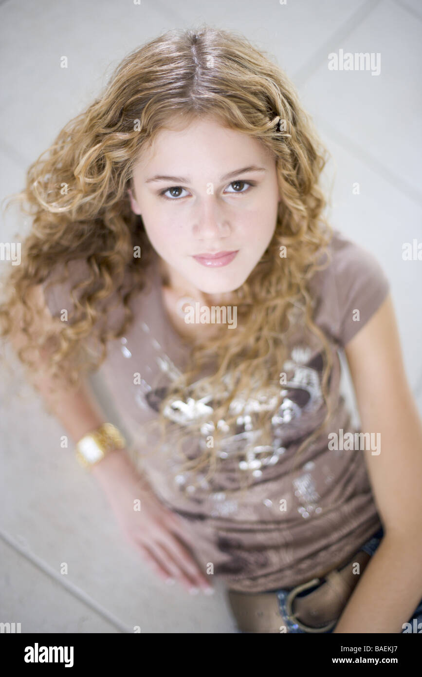 Young woman model doing modeling shoot for portfolio Stock Photo - Alamy