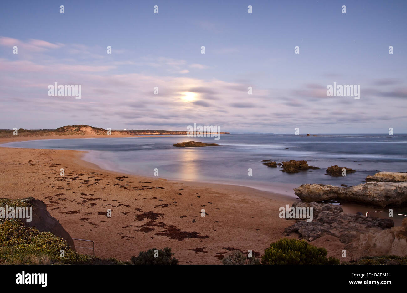Night beach hi-res stock photography and images - Alamy