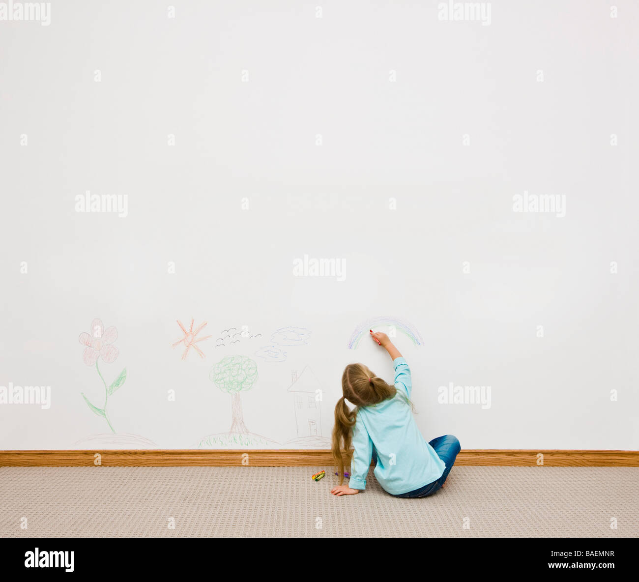Child drawings wall hi-res stock photography and images - Alamy