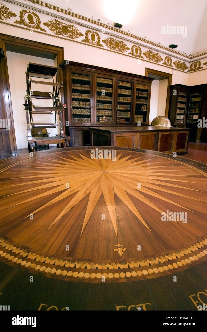 Naples library hi-res stock photography and images - Alamy
