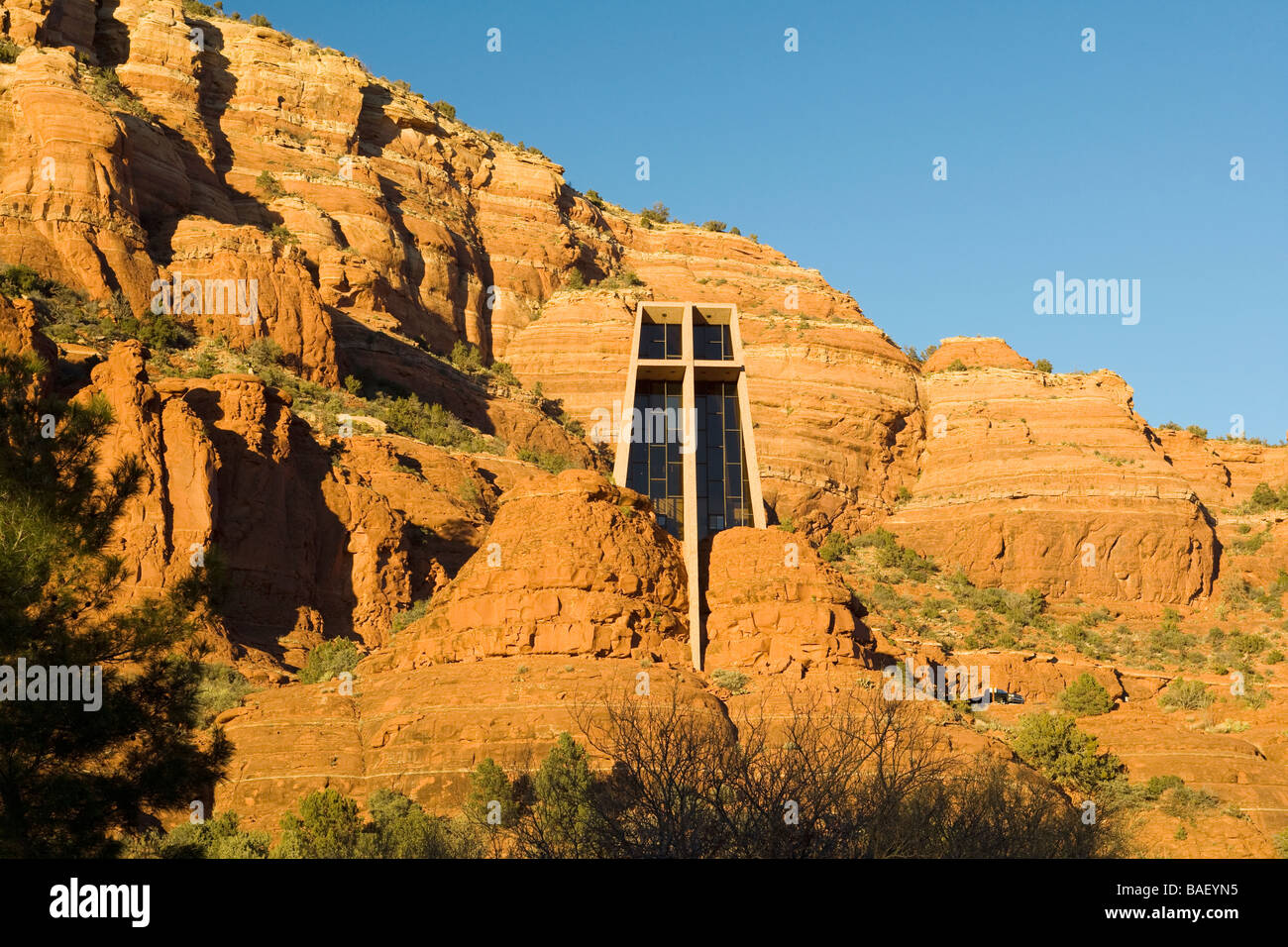 Chapel in rock sedona hi-res stock photography and images - Alamy