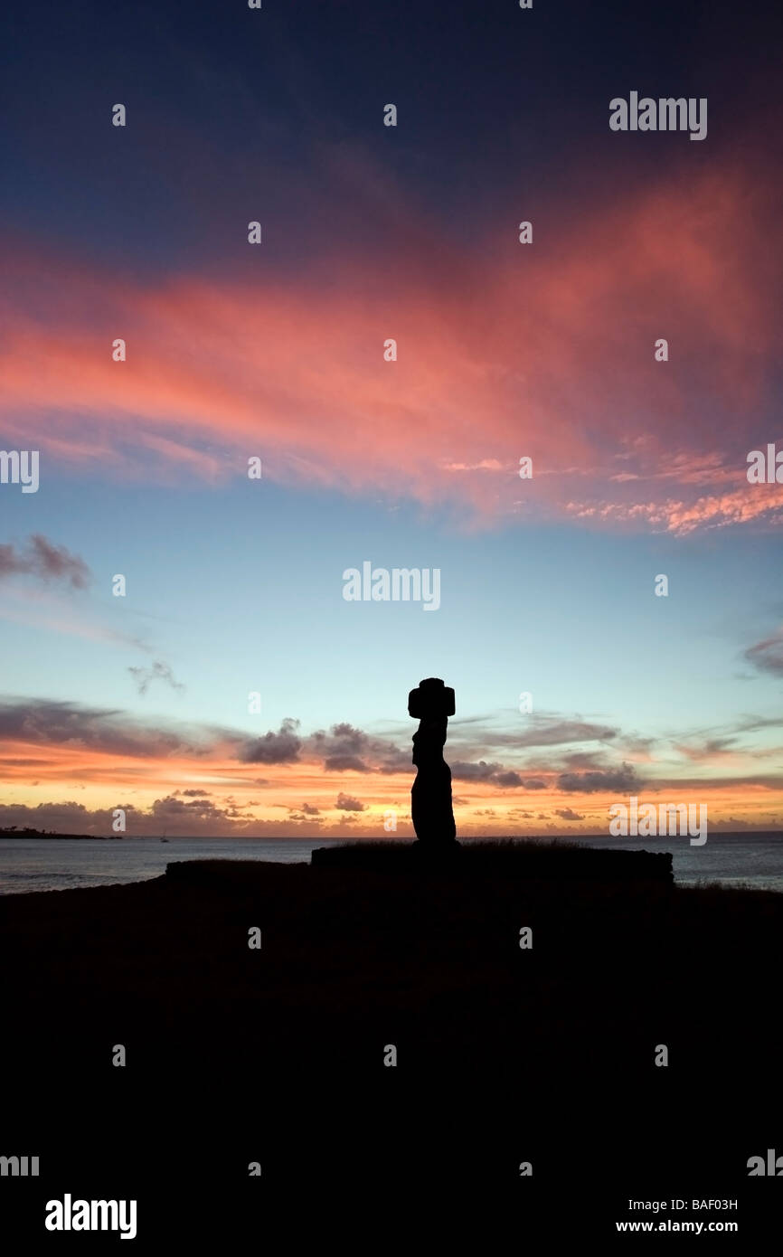 Moai at Sunset - Hanga Roa, Easter Island, Chile Stock Photo - Alamy