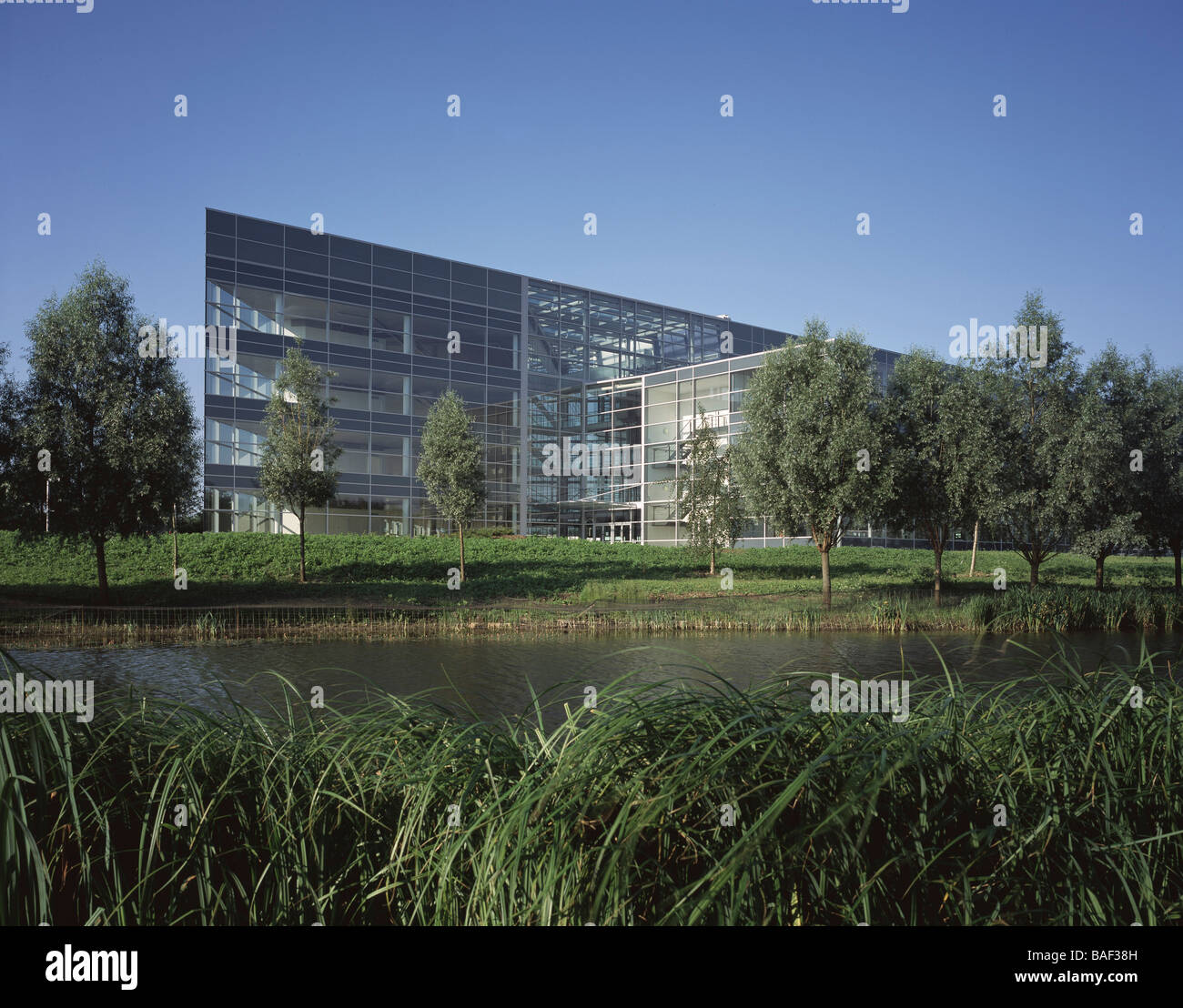 100 brook drive green park reading hi-res stock photography and images ...