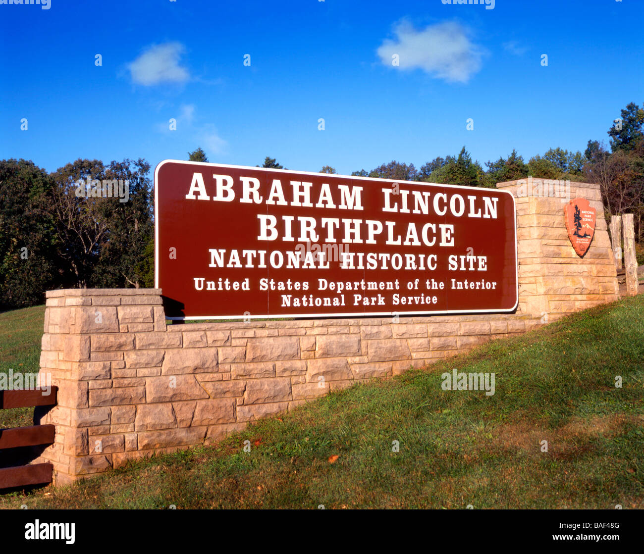 Hodgenville entrance sign "Abraham Lincoln Birthplace - National ...