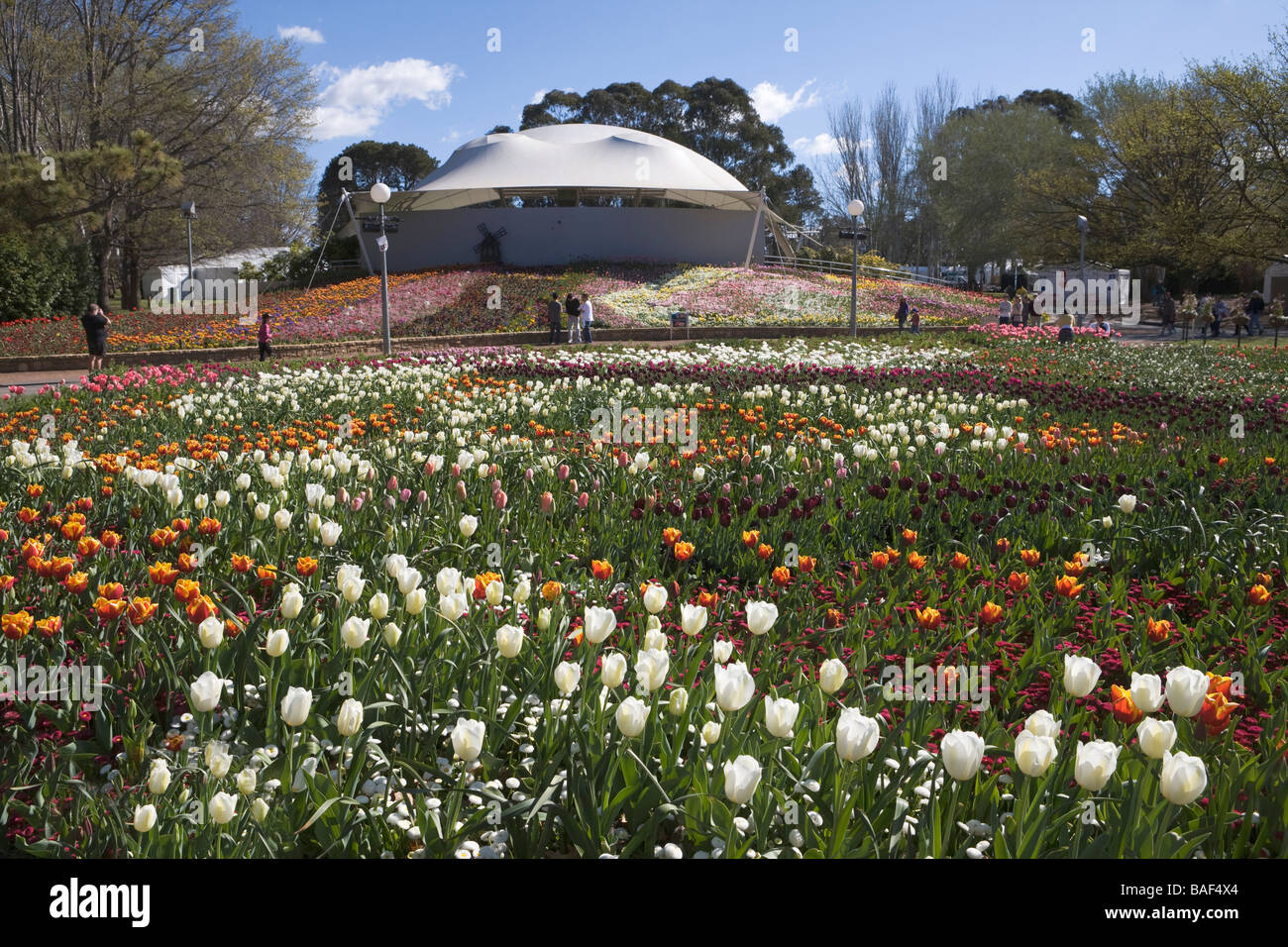 Stage feature floral spectacular, Commonwealth park, Canberra ...