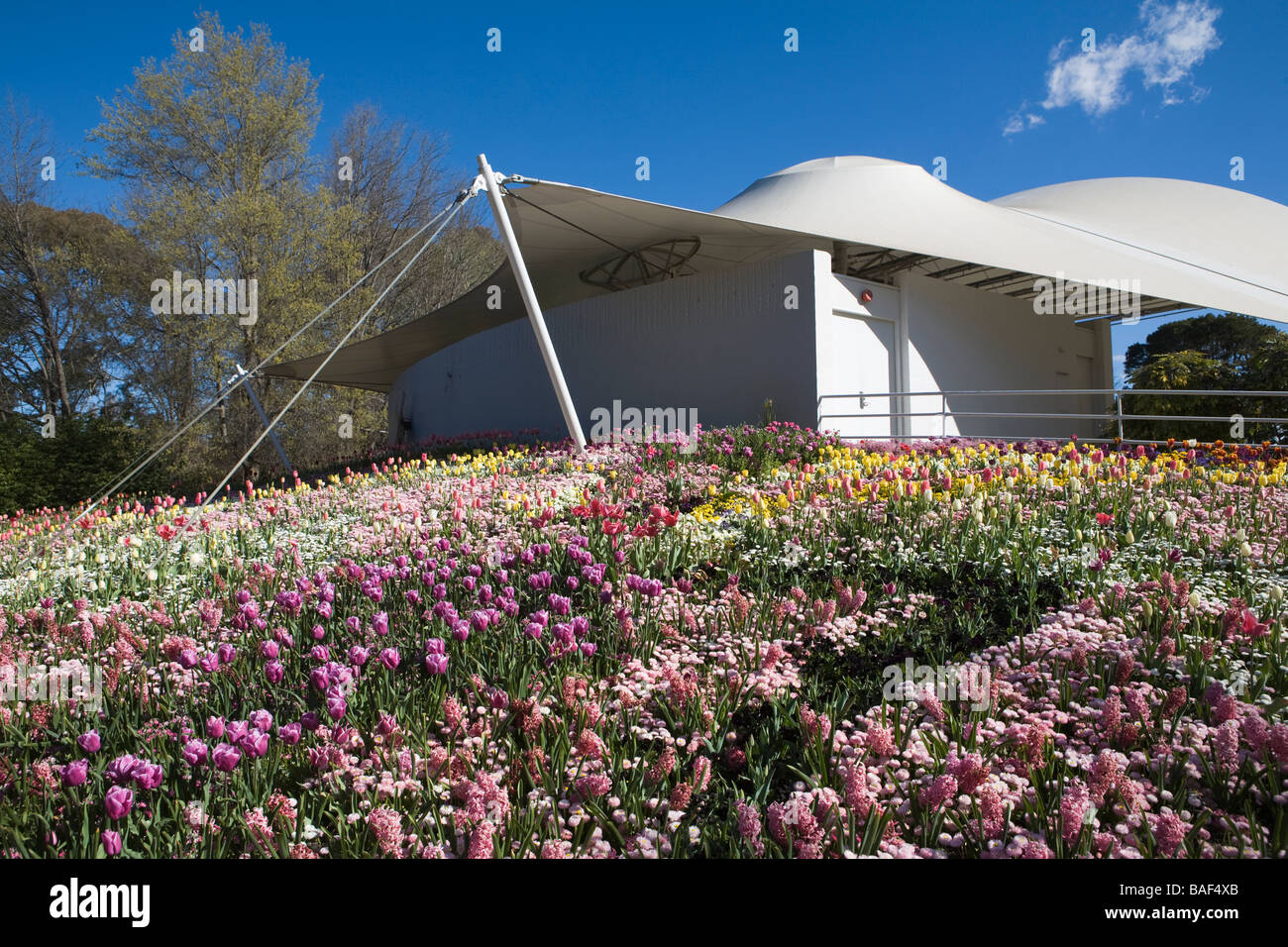 Stage feature floral spectacular, Commonwealth park, Canberra ...