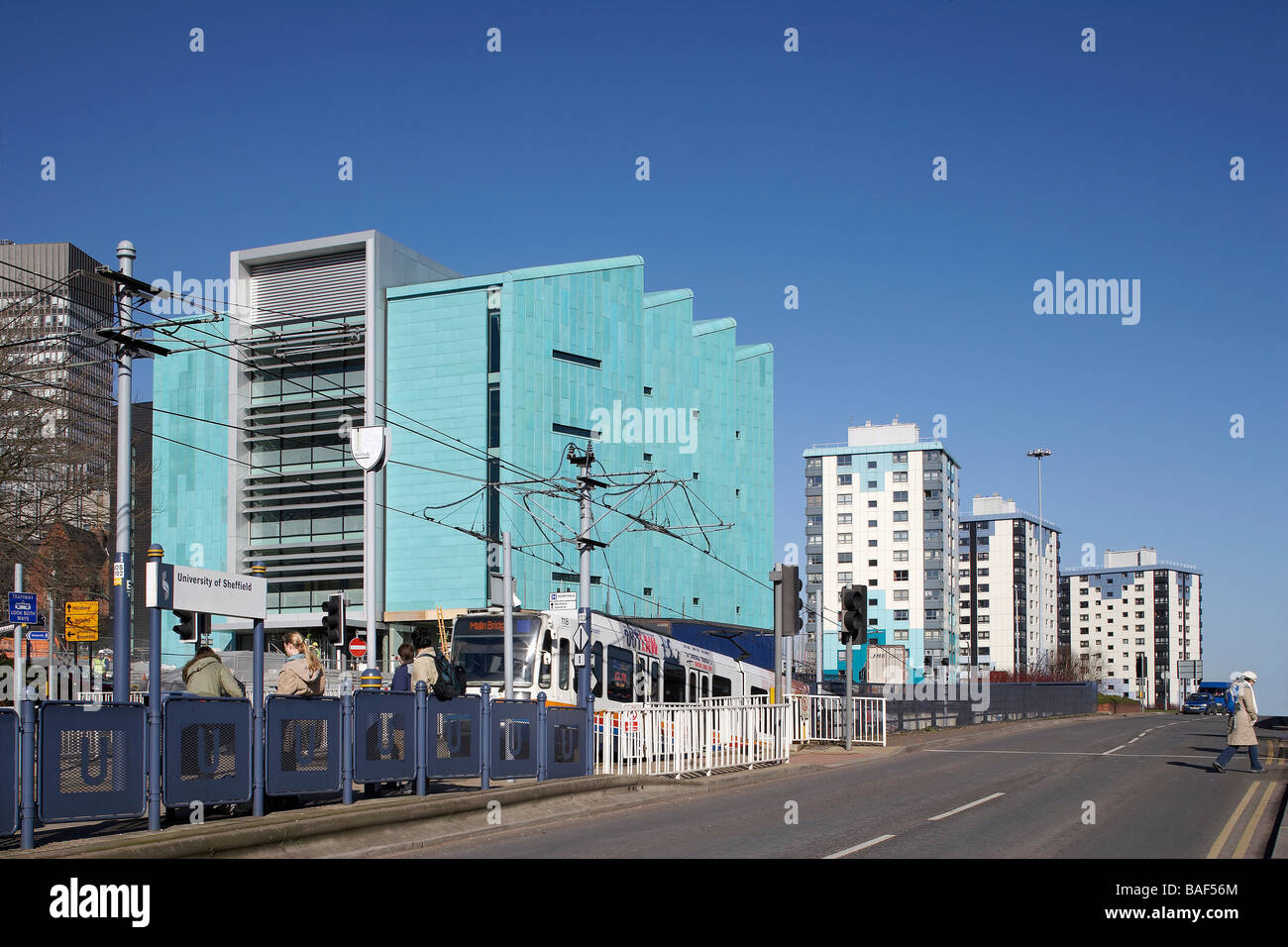 The information commons building sheffield hi-res stock photography and ...