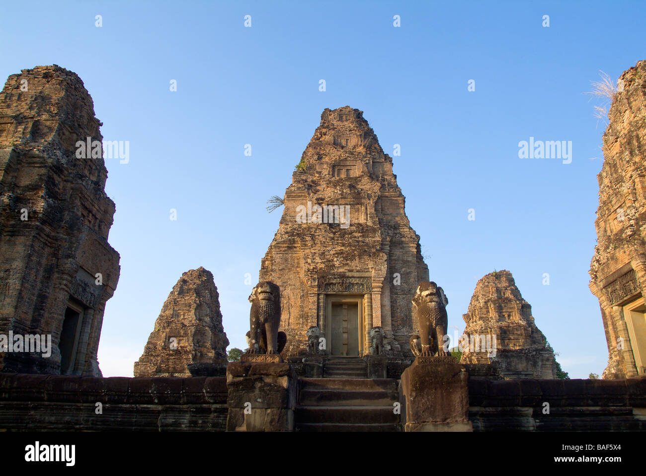 Asian monuments hi-res stock photography and images - Alamy