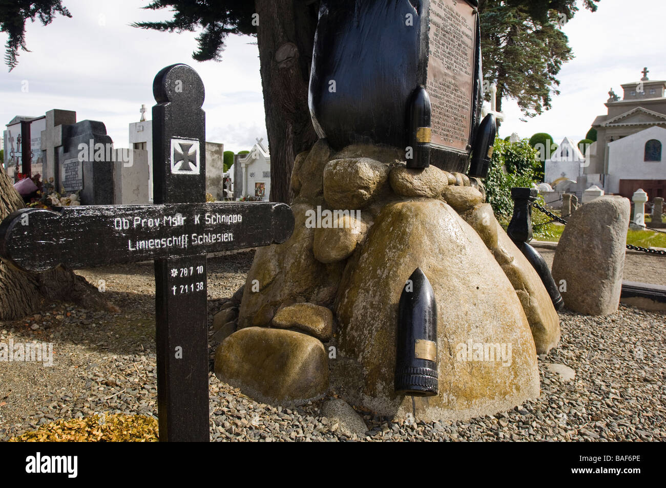 Graf spee deutschland class cruiser admiral graf spee hi-res stock ...