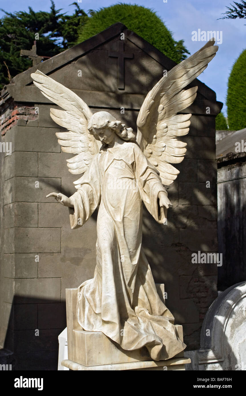 English sailors monument hi-res stock photography and images - Alamy