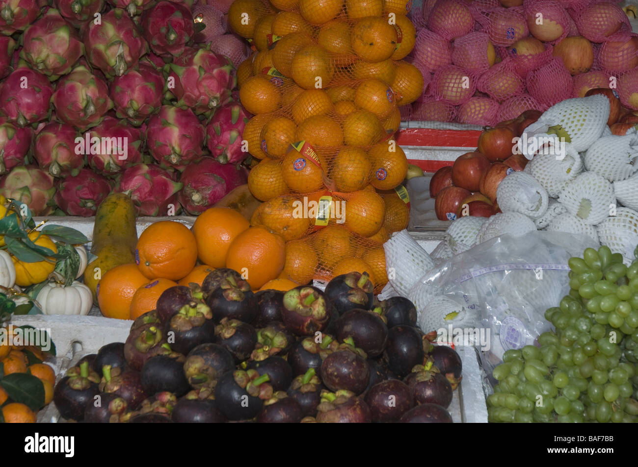 Tropical fruits in the market of Siem Reap Cambodia Stock Photo - Alamy