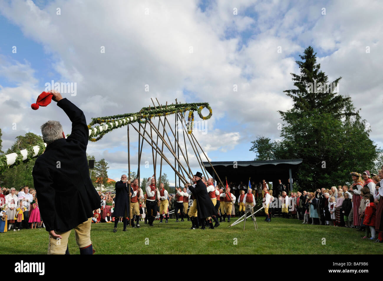 Midsommar sweden hi-res stock photography and images - Alamy