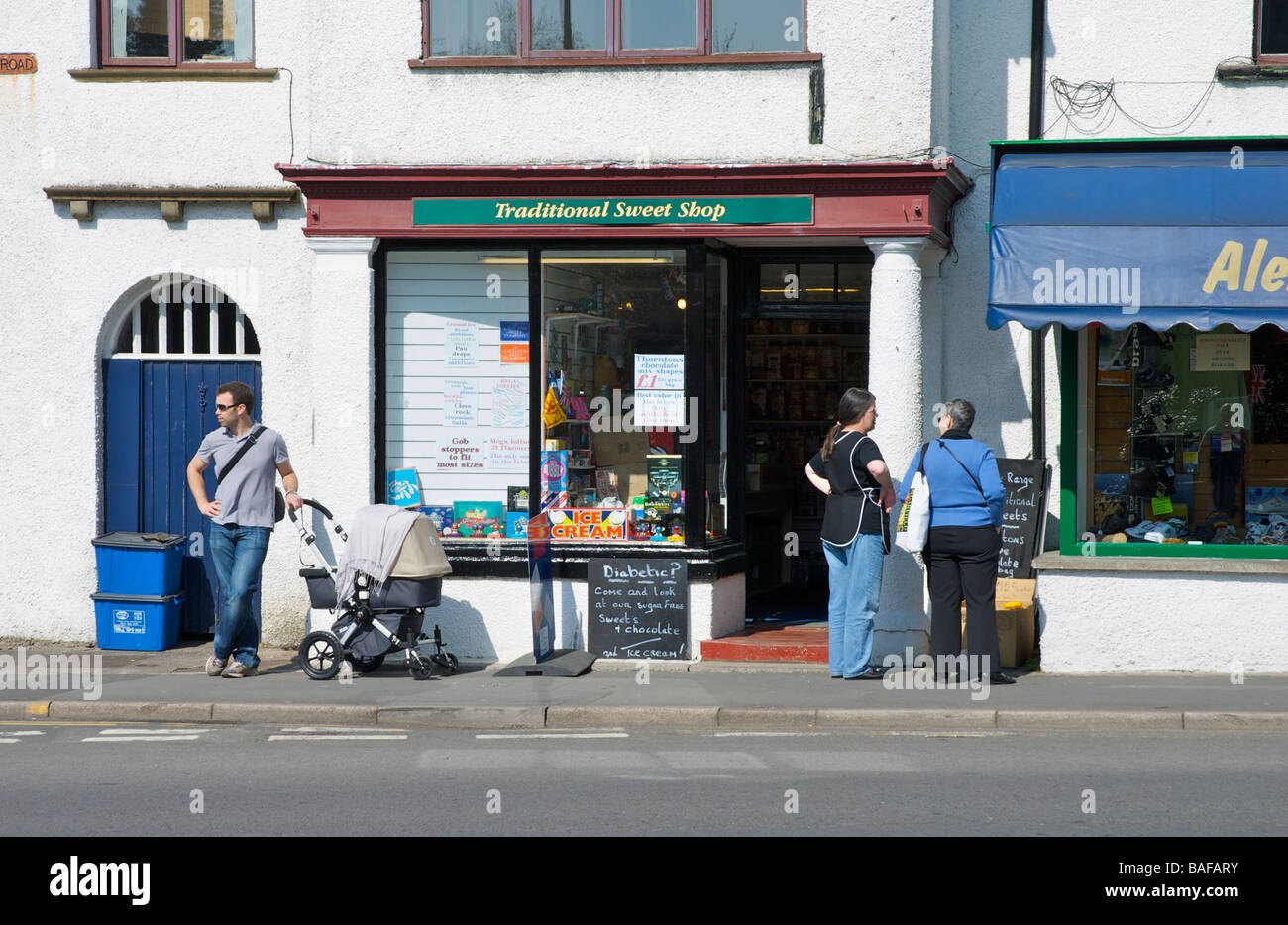 Traditional Sweet Shop in Windermere town, Lake District National Park ...