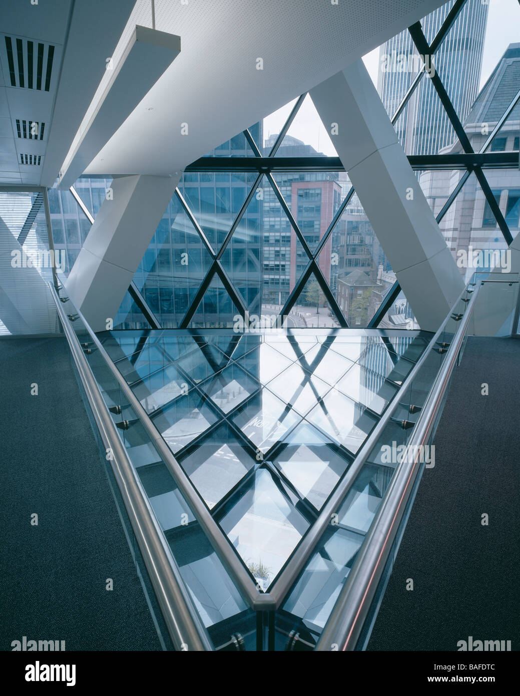 30 St Marys Axe, London, United Kingdom, Foster and Partners, Swiss re ...