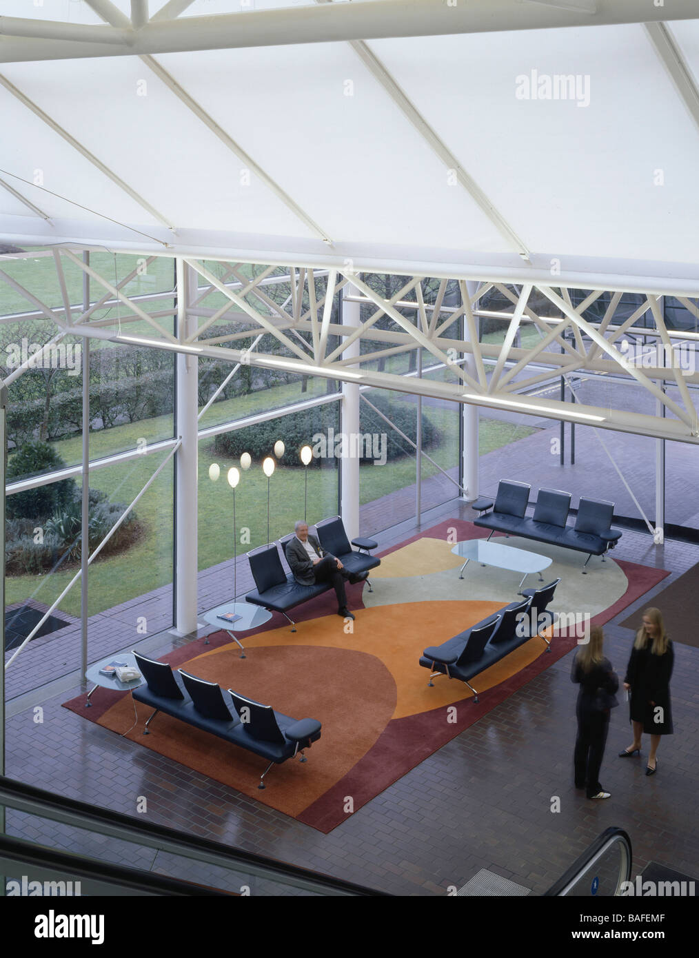 Ibm Offices High Resolution Stock Photography and Images - Alamy