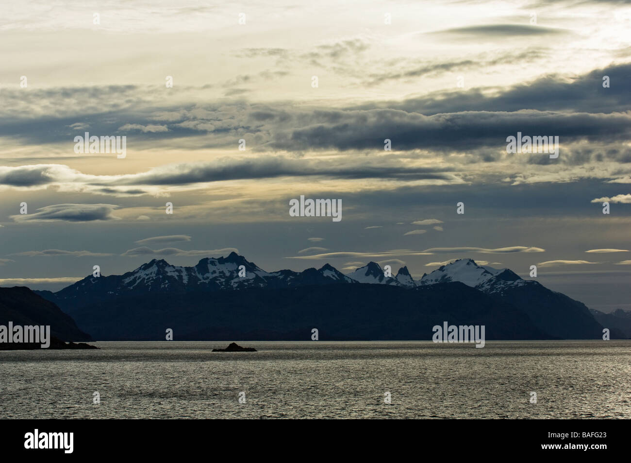 Captain of hms beagle hi-res stock photography and images - Alamy